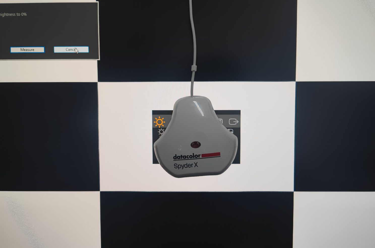 27英寸4K显示器推荐之：联想来酷Lecoo 27英寸显示器H2720PL：高色域+可旋转，一款非常适合用来作副屏的高清显示器~