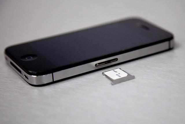 8年后再回看iPhone4S 苹果乔布斯时代最后的经典之作 - 知乎