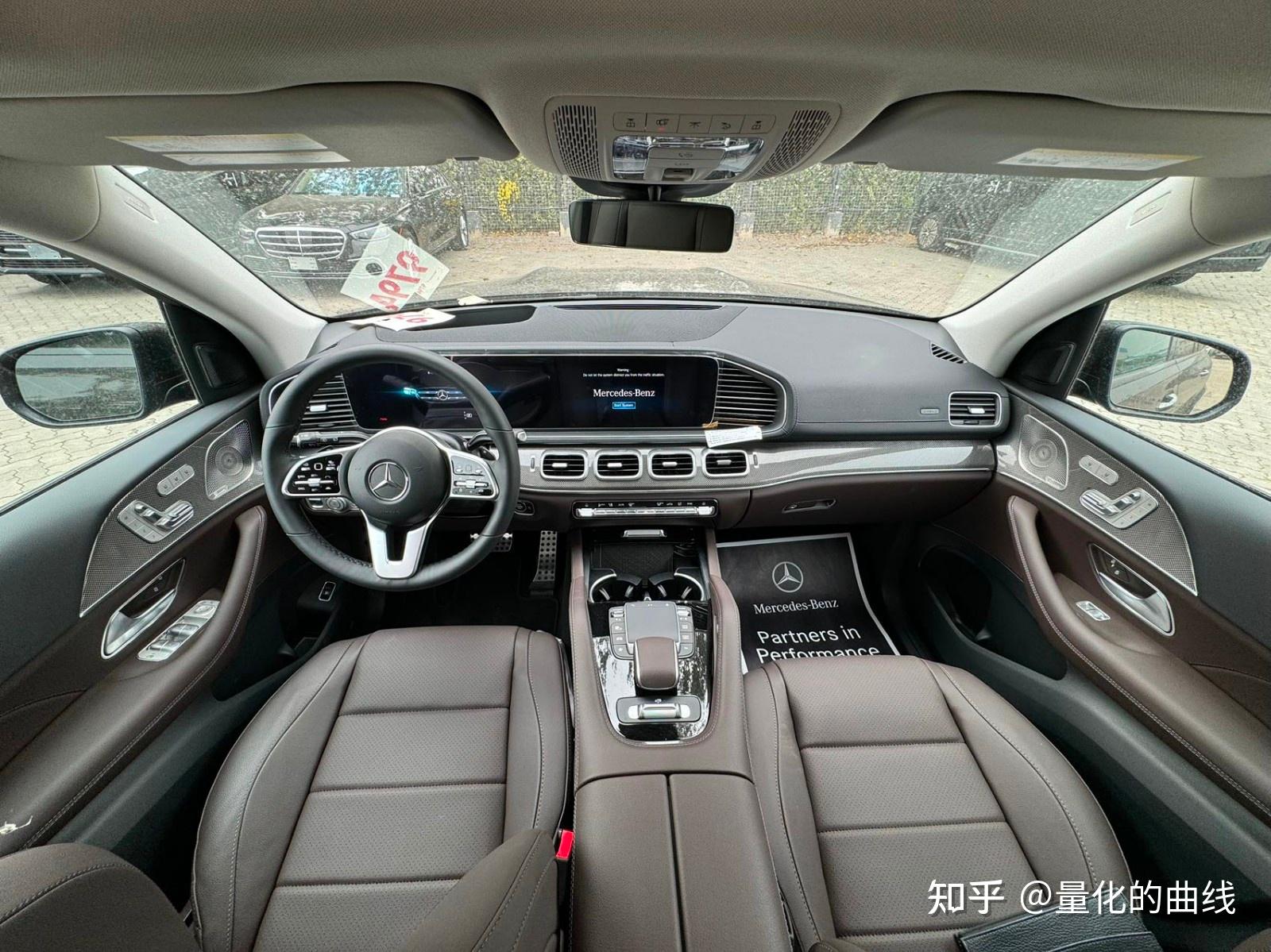 问界M8凭什么2天预售4万多？凭黑科技多到BBA看了直摇头！ - 知乎