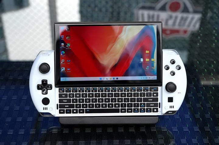 GPD WIN4进入发货阶段，高性能超便携备受期待 - 知乎