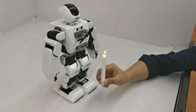 Aelos Pro 机器人：让编程变得更有趣！ - 知乎