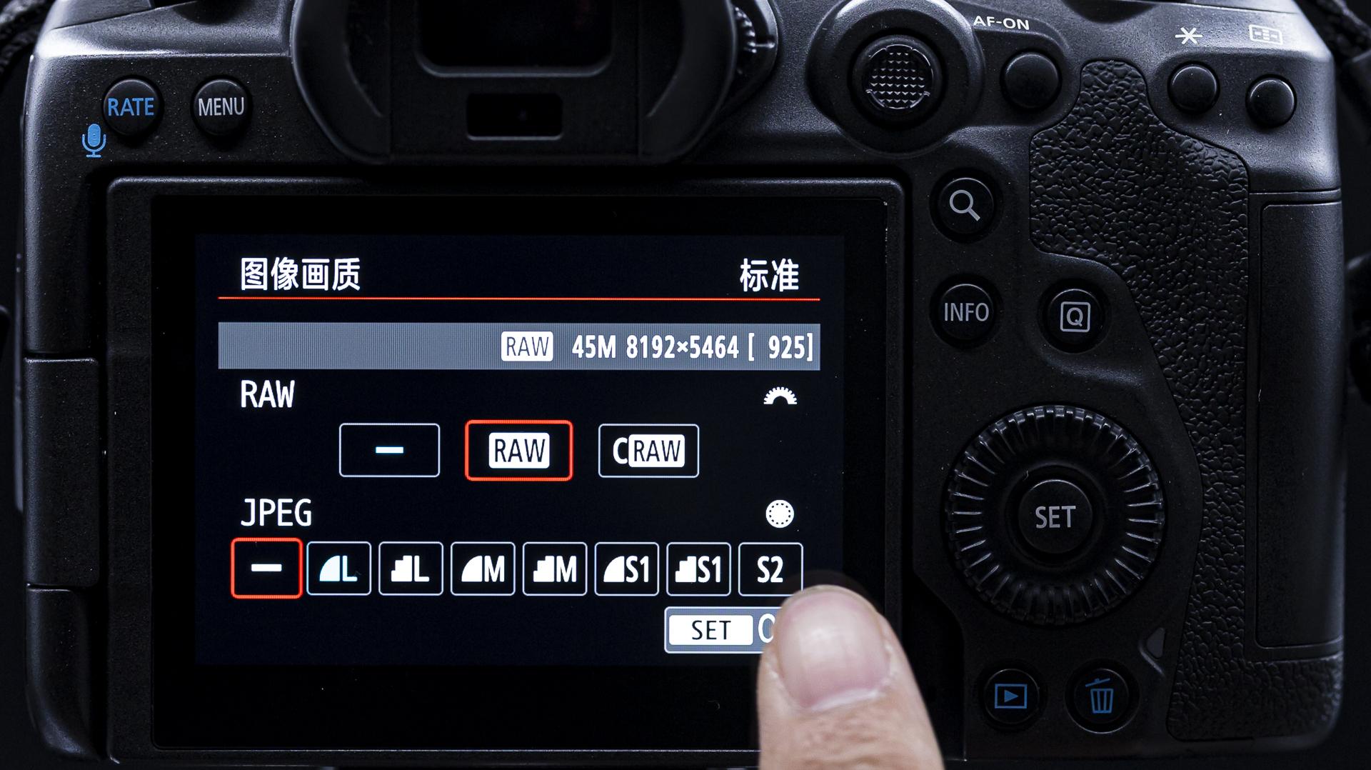 tif，raw，cr3格式都是什么，那个后期空间大，应怎么转换，谢谢? - 知乎