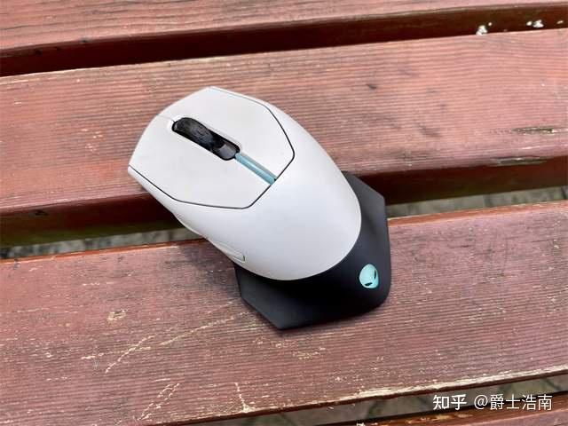 388元的外星人AW610鼠标体验，高端电竞，超高颜值 - 知乎