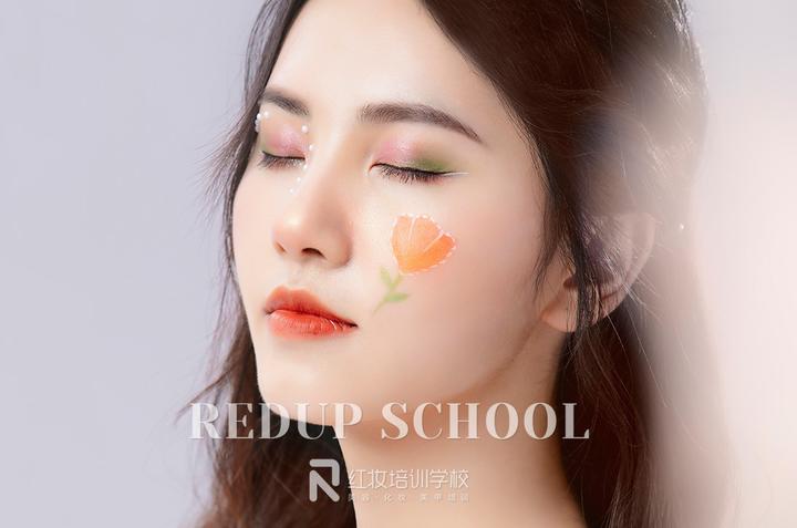 学化妆有什么要求呢 有哪些具体的限制呢? 知乎