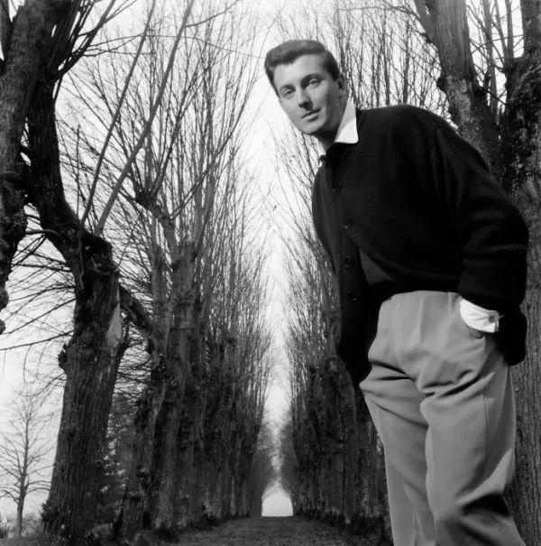 罗伯特·杜瓦诺 Robert Doisneau | 全集：戏梦巴黎 - 知乎