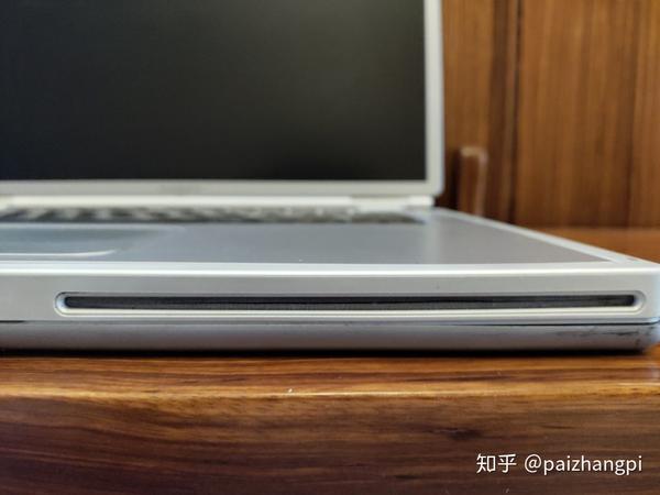 2002年度旗舰笔记本电脑对决：ThinkPad A31p与PowerBook G4 - 知乎
