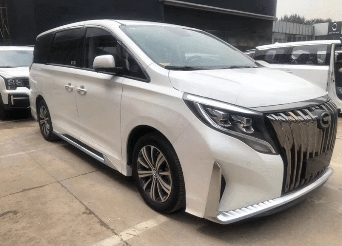 不足18万，全系2.0T+8AT，长超5米的MPV，带你看传祺M8 - 知乎