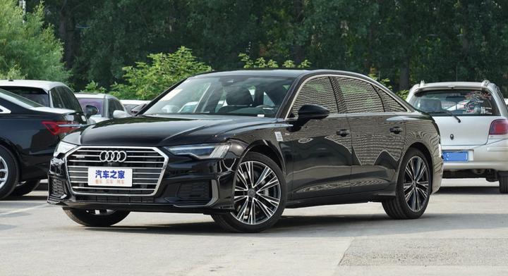全新一代奥迪A6L，55TFSI型号配备了3.0T的V6发动机 - 知乎