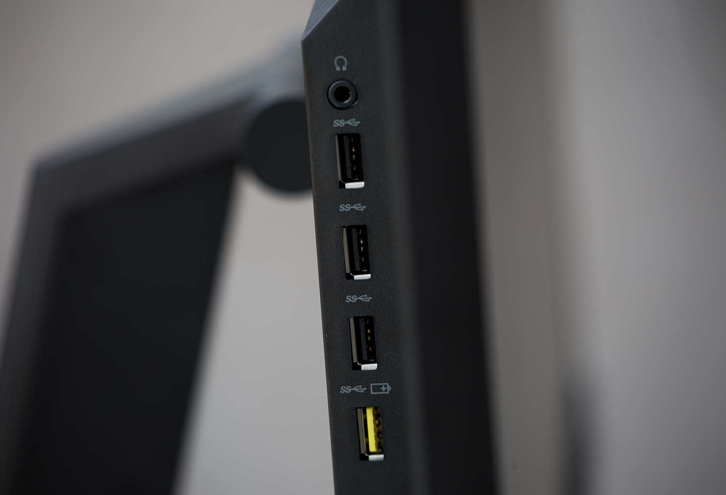 新一代显示浪潮 — ThinkVision & USB-C - 知乎