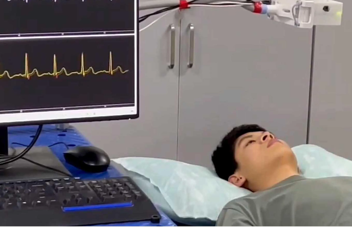 新型非接触式心电图（ECG）监测 - 知乎