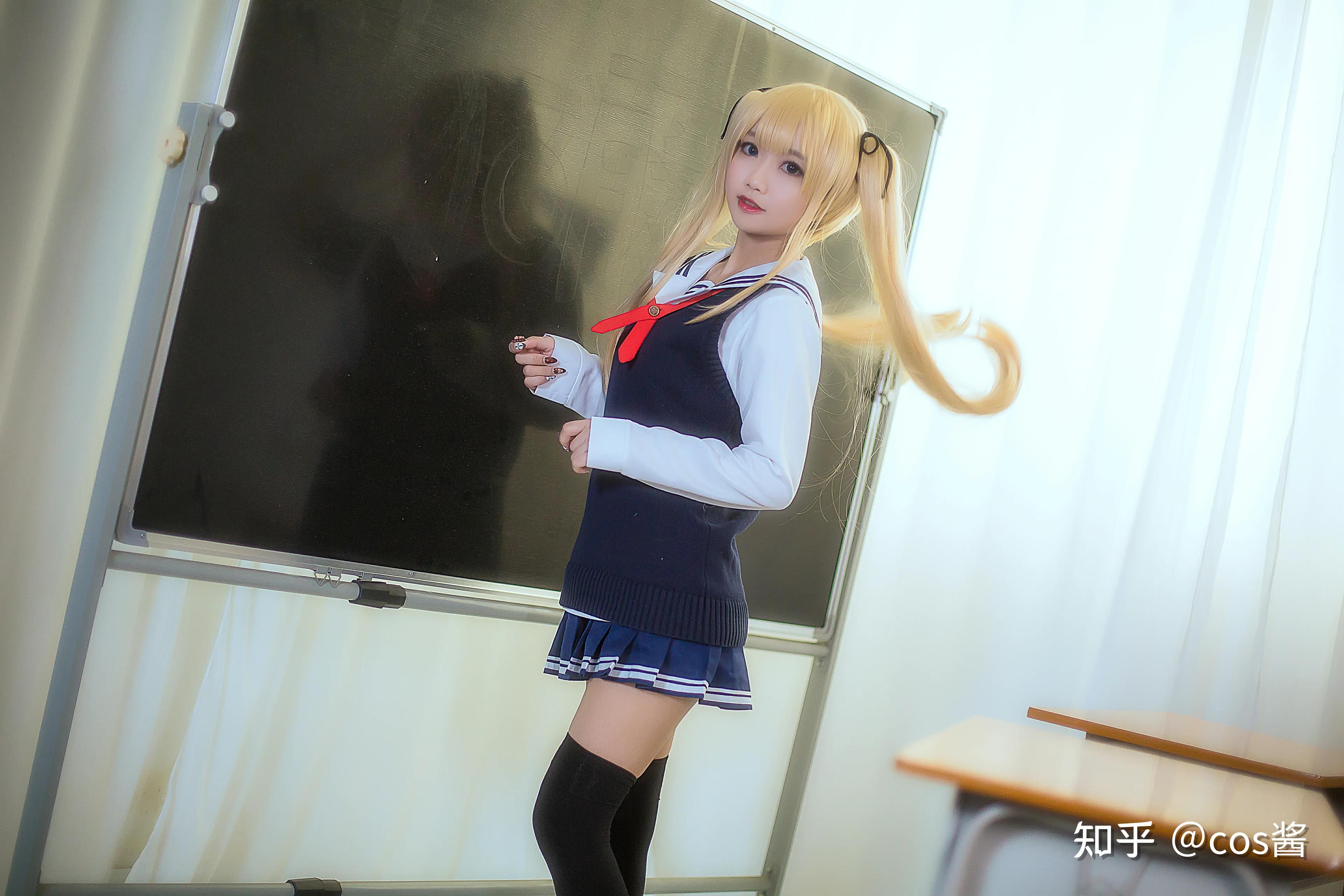 「鬼畜瑶在不在w」图包 – 英梨梨短裙校服 cosplay美图 cos酱写真套图合集 福利在线看 - 知乎