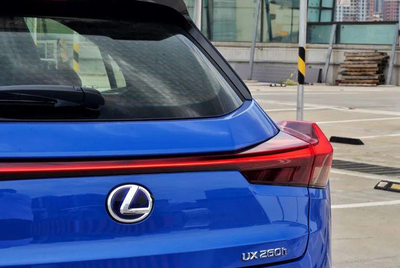 雷克萨斯UX260怎么样？座椅加热可以后期加装吗？ - 知乎