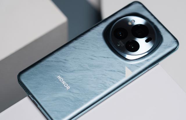 荣耀Magic6 Pro：从5699元降至4632元，彻底妥协了 - 知乎