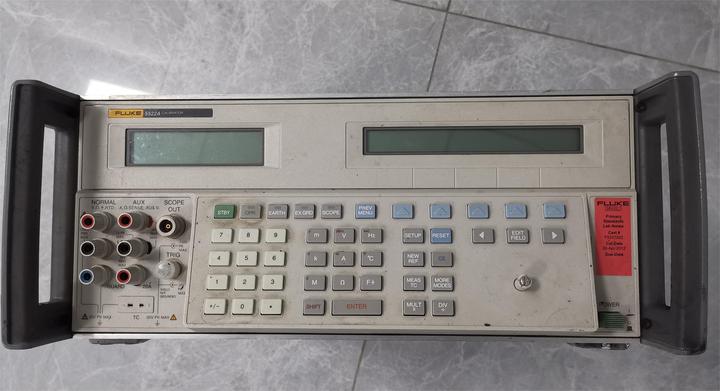 FLUKE 5522A 多产品校准器 - 知乎