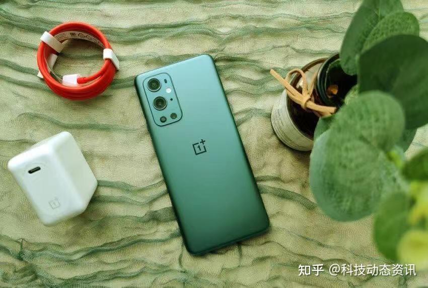 2K曲面屏+IMX789，12GB+256GB版跌价1700元，屏幕机皇低价来袭 - 知乎