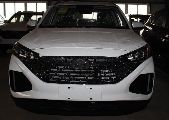 2021款现代ix35到店，外观更时尚，轴距2640mm，配2.0L/1.4T - 知乎