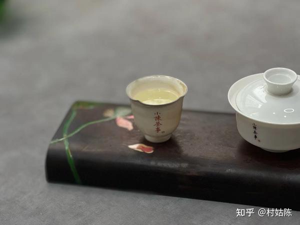 聊泡茶水温,绿茶、红茶、白茶、岩茶的适宜冲泡水温,是什么? 知乎