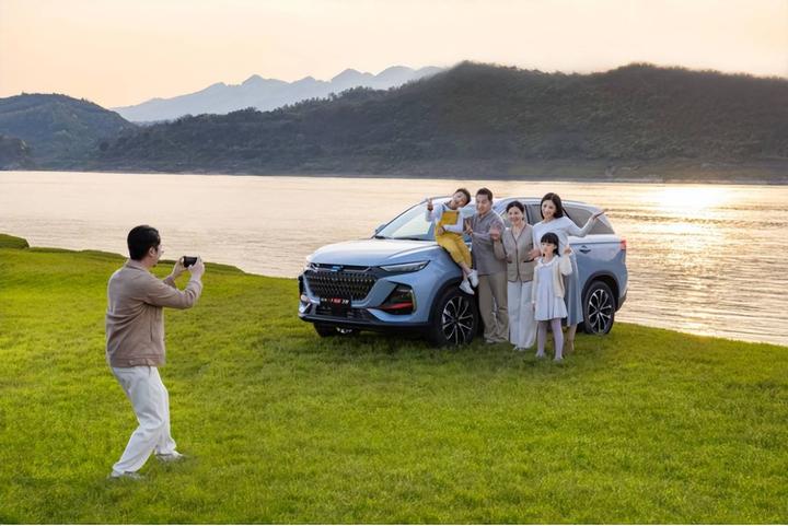 十万级就能买大7座SUV？1.5T动力比丰田大众强，网友：房车平替 - 知乎