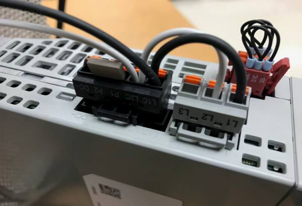 罗克韦尔 AB Kinetix5100伺服运动控制 - 知乎