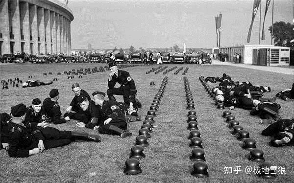 从鸡农到党卫军领袖的希姆莱 - 知乎