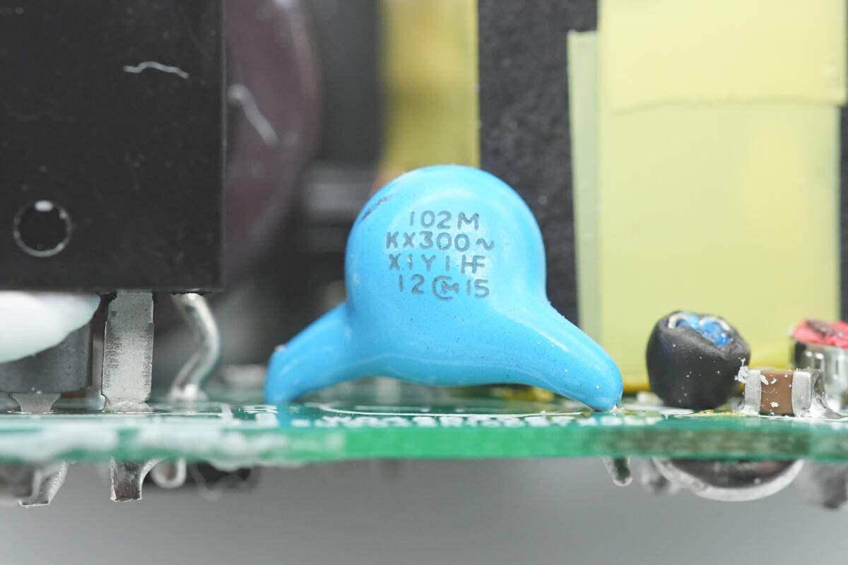 拆解报告：STEAM DECK原装45W USB-C电源适配器W20-045N1A - 知乎