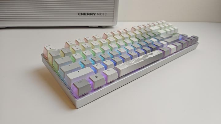 理论上的键盘巅峰之一，Cherry樱桃MX8.2 Xaga曜石系列上手测评。客制化无法触及的天花板。 - 知乎