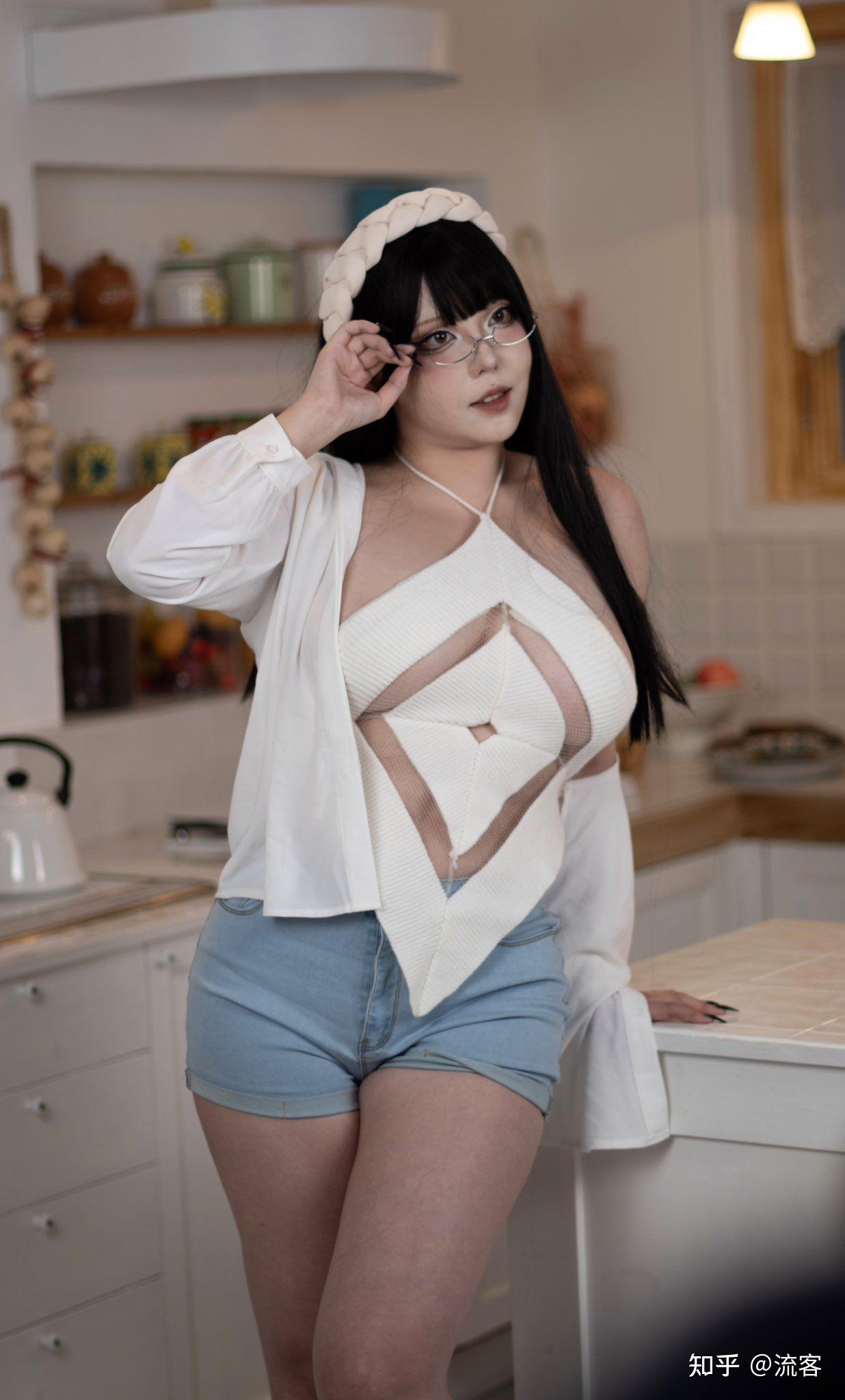 如何评价B站二次元coser主播菌烨tako？ - 知乎