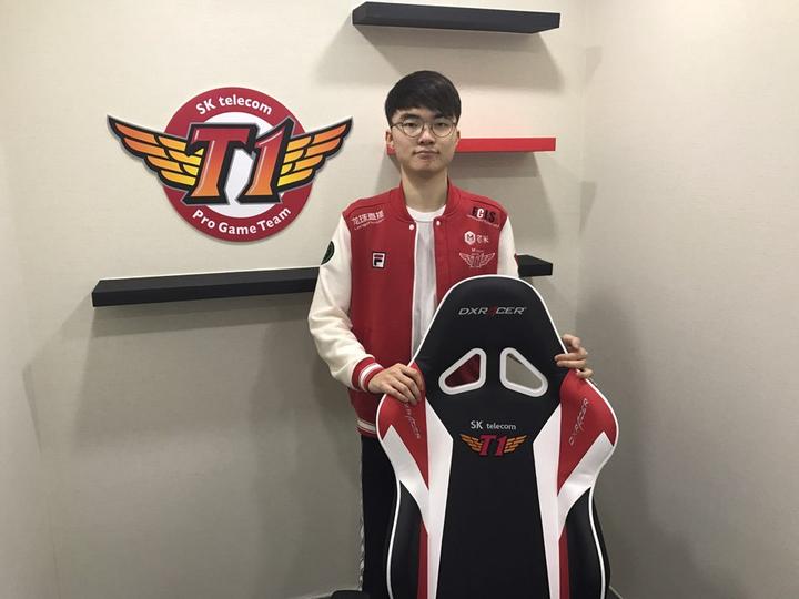 SKT领跑LCK，与迪锐克斯DXRacer电竞椅持续合作 - 知乎
