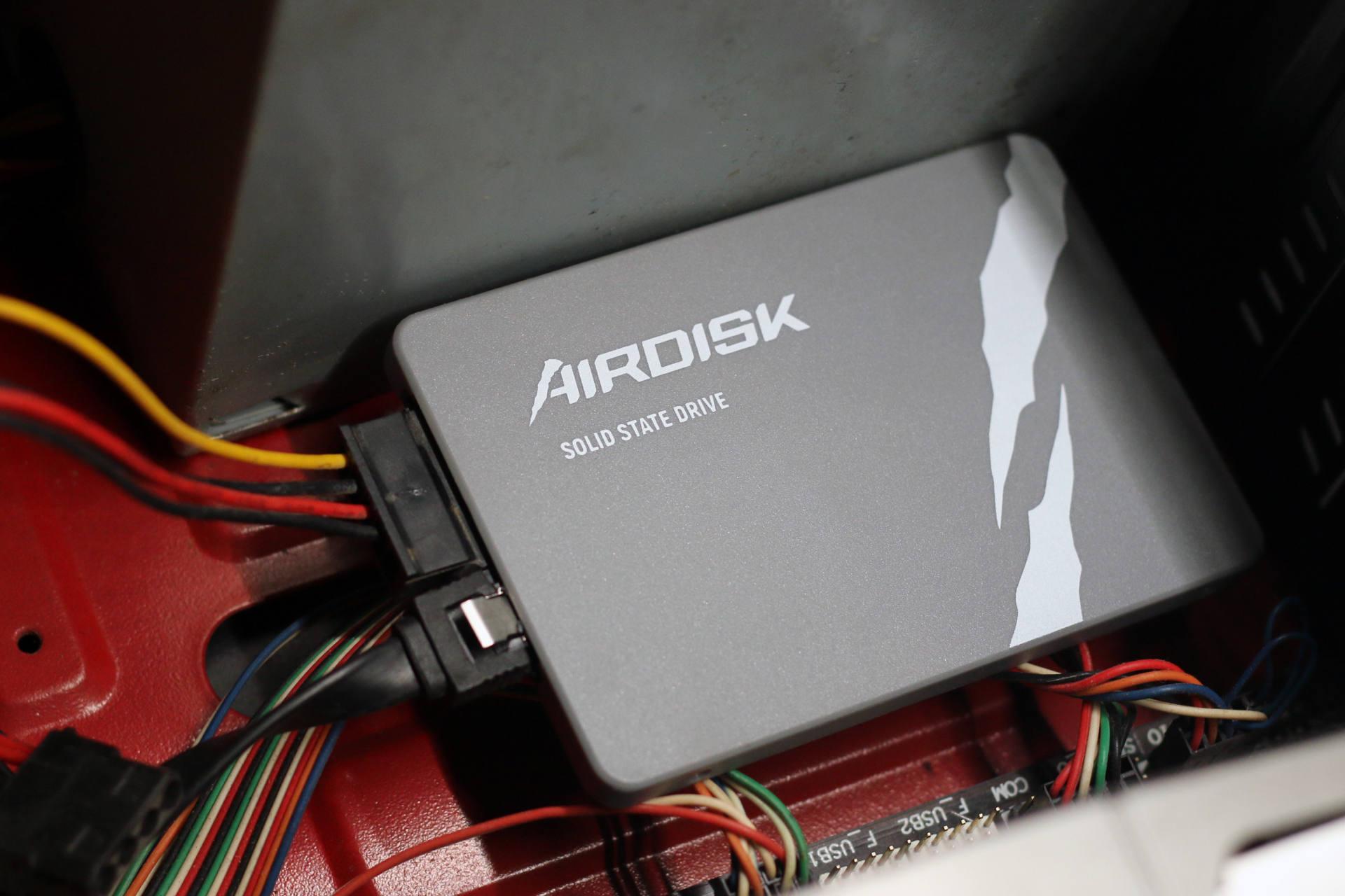 提升游戏帧率的关键一环，AIRDISK固态硬盘内存条体验 - 知乎