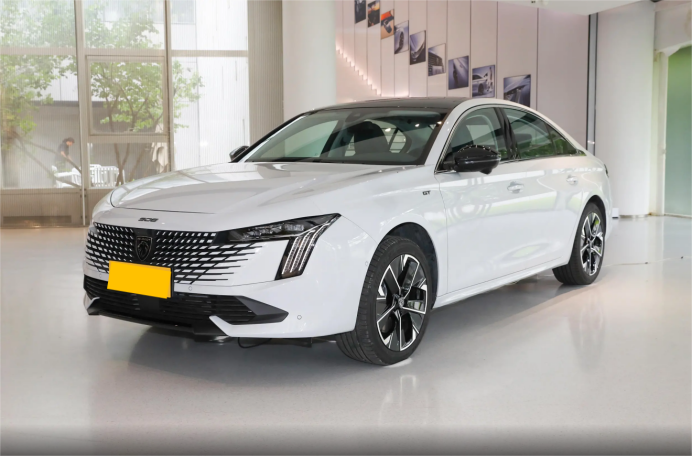 入门即配1.8T+8AT，标致508L全面升级，更适合中国家庭 - 知乎