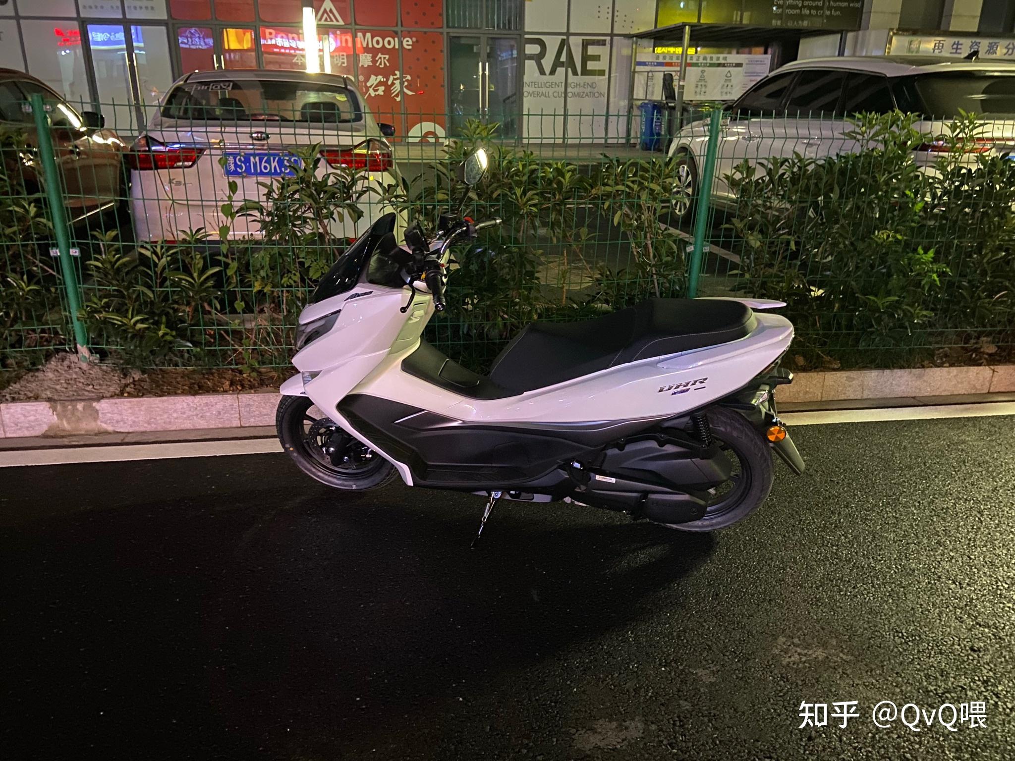 UHR150和PCX160哪个比较好，为啥各个媒体平台都狂推UHR？ - 知乎