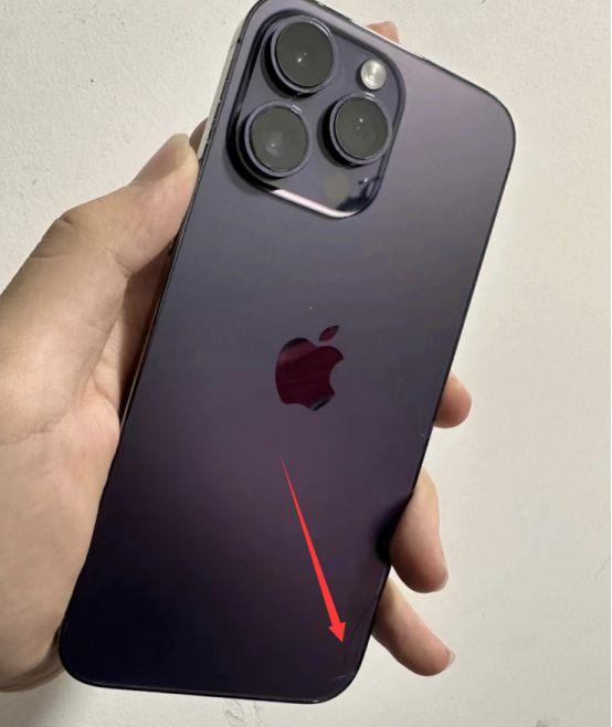 粉丝5200买美版iPhone14Pro Max，不仅后壳碎裂，还是扩容机！ - 知乎