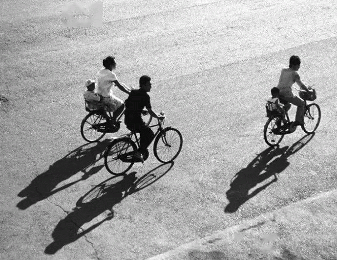 YOLO里的OBB：带旋转角度的目标检测方案 - 知乎