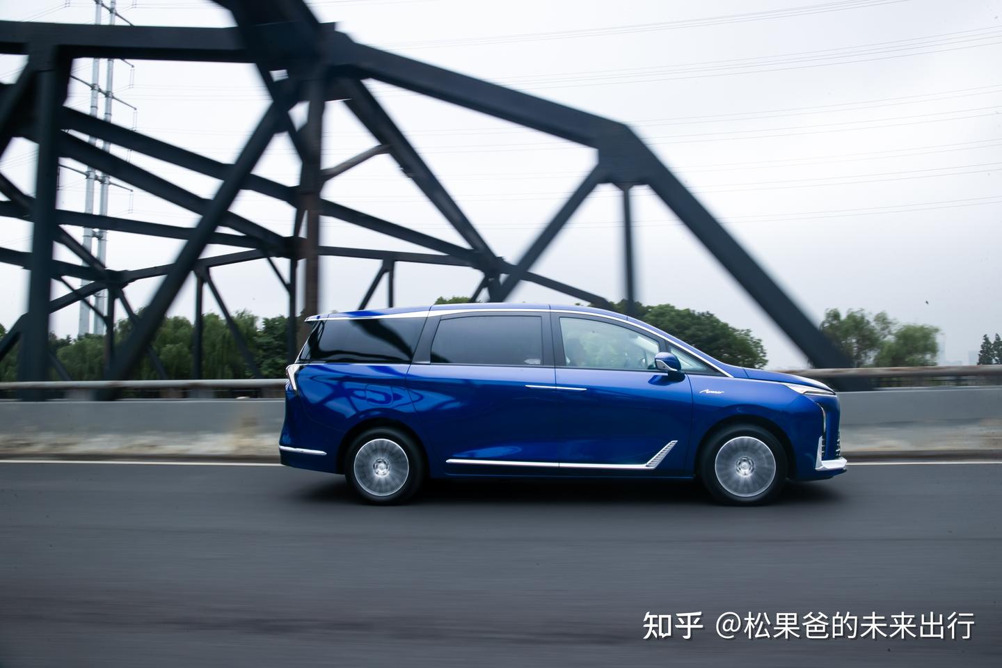 别克GL8家族产销突破200万台 开源MPV“八大黄金准则” - 知乎