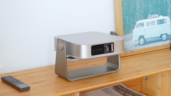 大眼橙X7D Ultra评测：旗舰巨幕高亮真彩，畅享极致观影体验 - 知乎