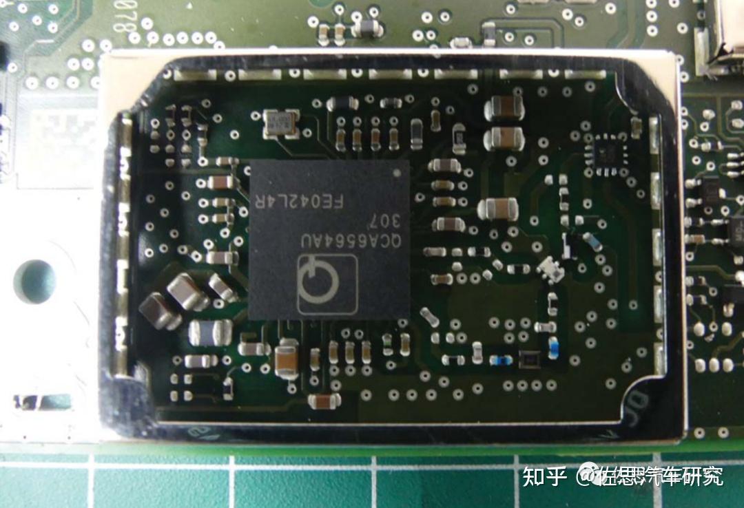 2023沃尔沃鲨鱼鳍与T-Box拆解 - 知乎