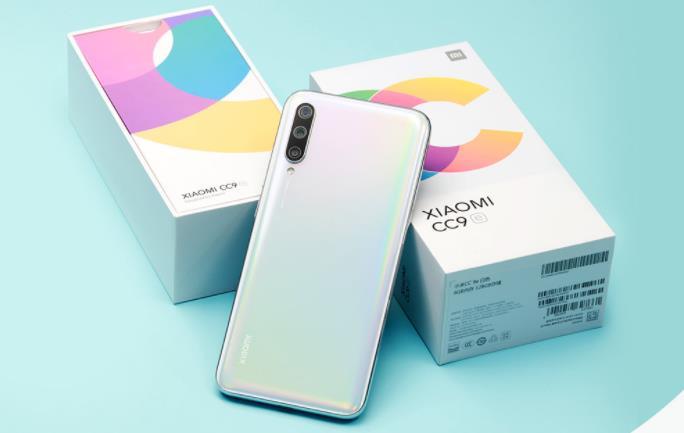 小米CC9e明日首发，720P屏遭吐槽却忘了华为P30 Pro的京东屏？ - 知乎
