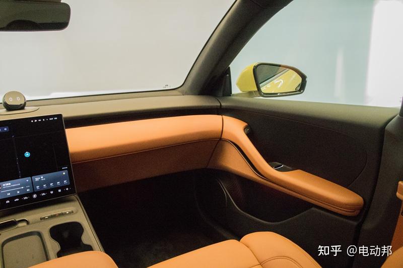 氛围走心/气质拿捏！蔚来ET5内饰抢先实拍 - 知乎