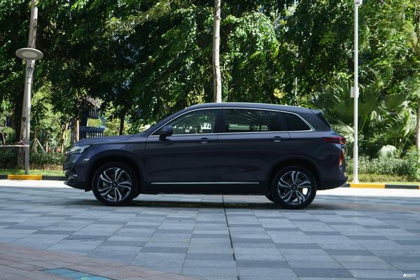 补贴后售价 15.28-19.88 万 天美 ET5 正式上市 - 知乎