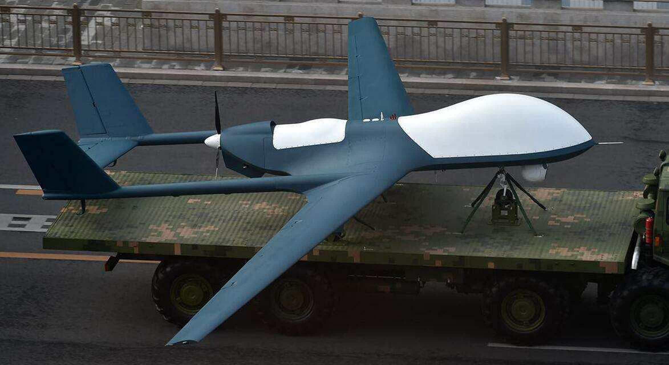 中国军队BZK-005侦查型无人机抵近围观美军航母到底什么来头？ - 知乎