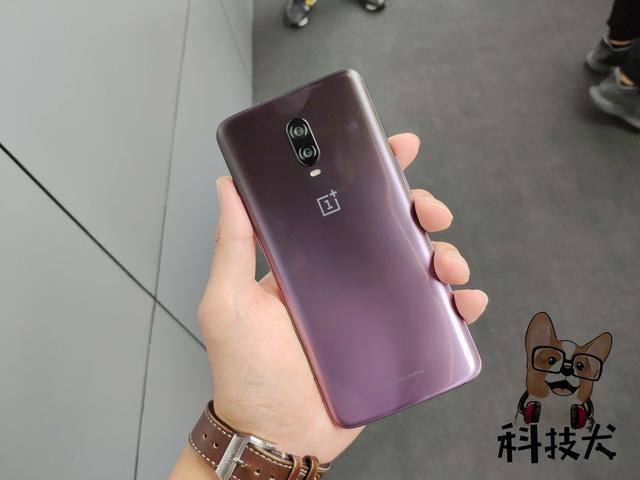 一加6T电光紫明天发售 运行全新的Android 9.0系统 - 知乎