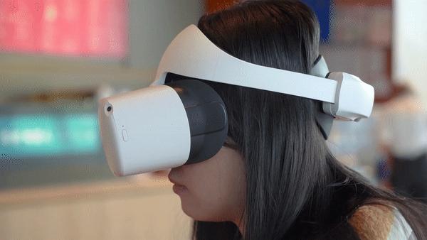 首款双目全彩RGB VST VR一体机问世，带来MR新体验，奇遇MIX深度测评报告！