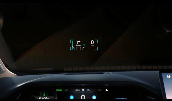 什么才是HUD该有的样子？问界M5 EV做了一次示范 - 知乎