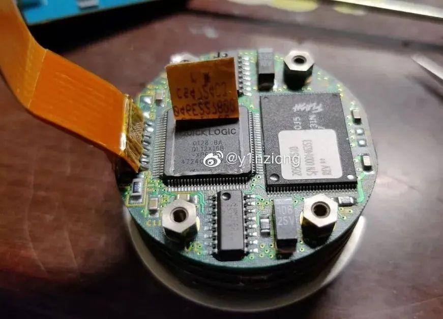 拆解飞机黑匣子，看看内部构造、pcb及芯片！ 知乎 