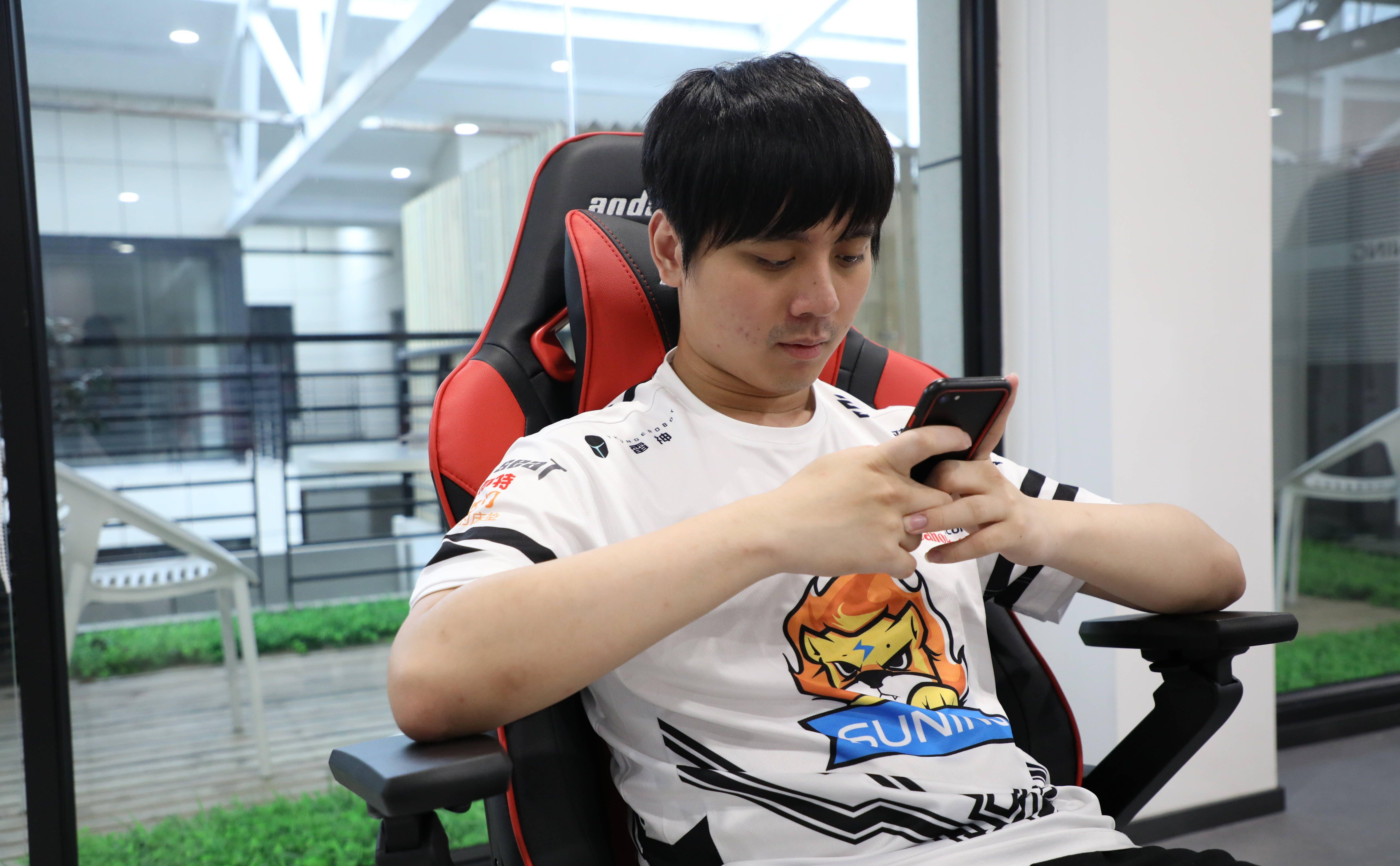 IG即将引进胡建鑫？DRX与Deft续约成功 - 知乎