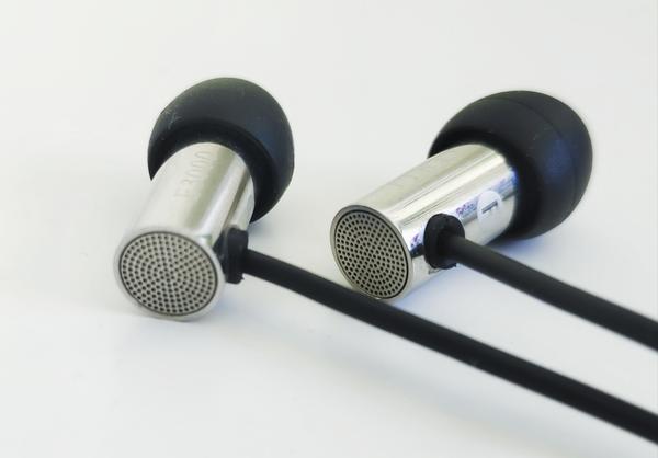 关于FINAL E3000... - 知乎