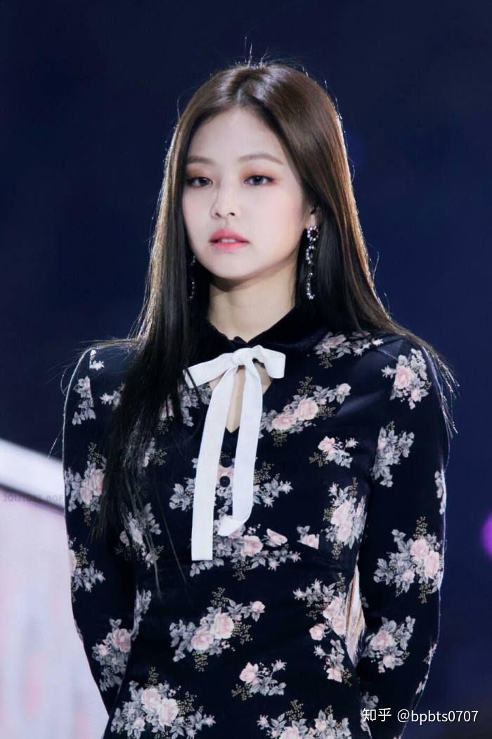 怎么评价BLACKPINK成员JENNIE的颜？ - 知乎