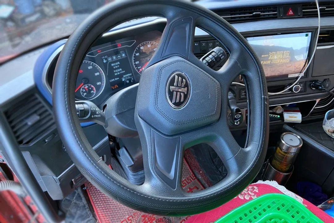 跟车体验解放J6V：900公里拉货油耗实测，AMT到底好开吗？ - 知乎