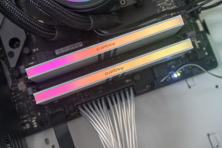 特挑BDIE，高频低时序潜力大，阿斯加特瓦尔基里DDR4内存体验 - 知乎