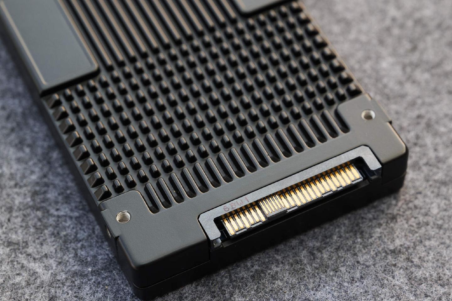 Intel傲腾P4800X测试报告：廉颇老矣，尚能饭否？ - 知乎